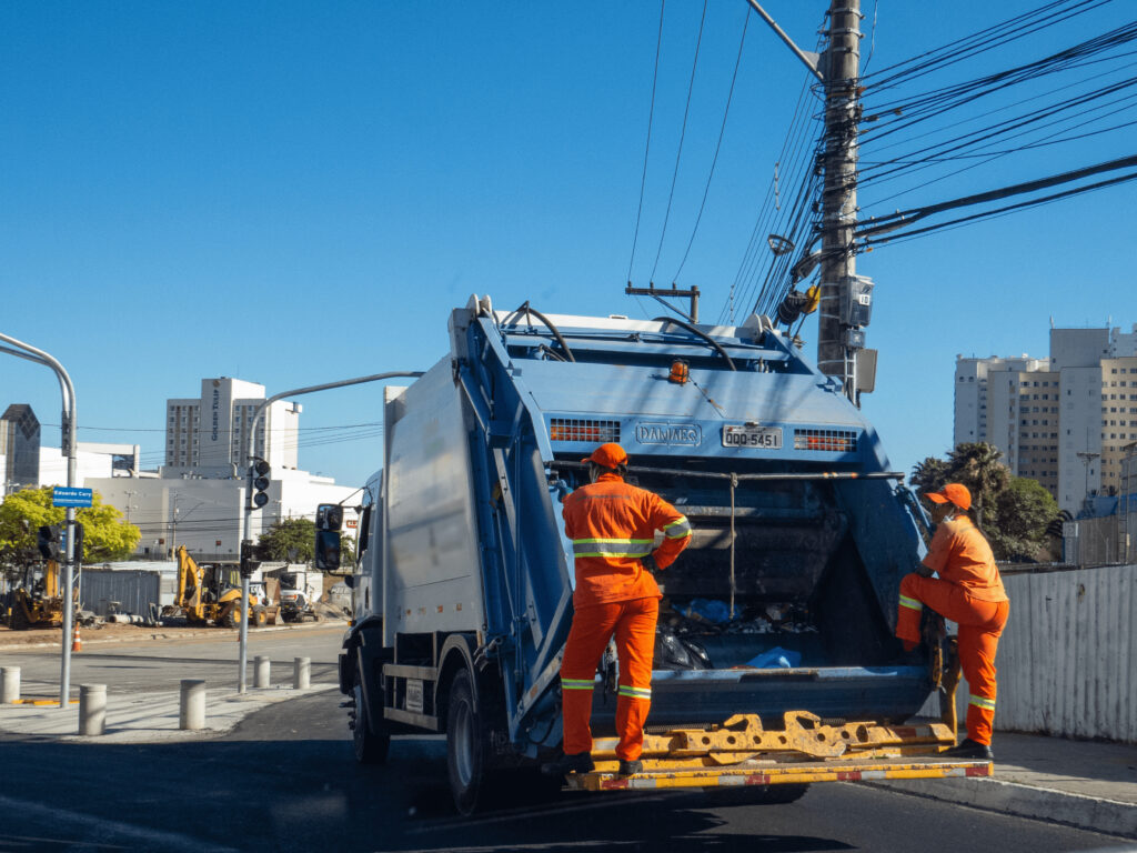 Trash vs. Recycling Statistics: What You Should Know in 2025